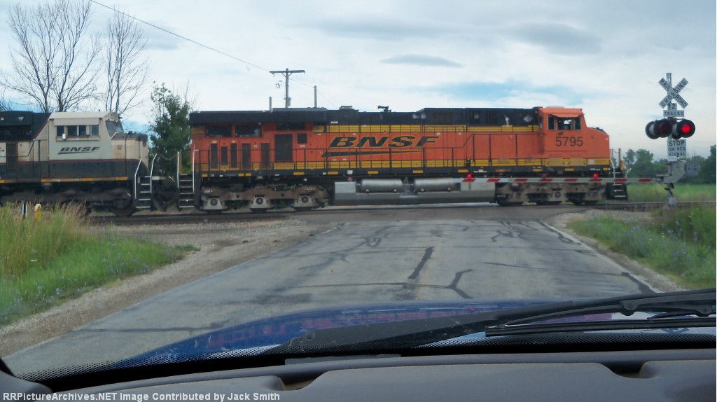 BNSF 5795